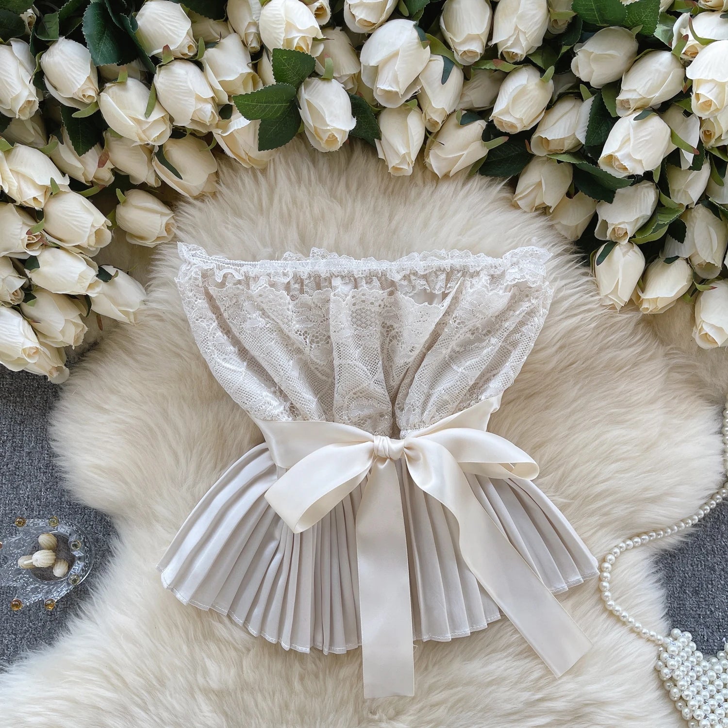 Elegant Lace Pleated Corset With Ribbon Bow on Luulla