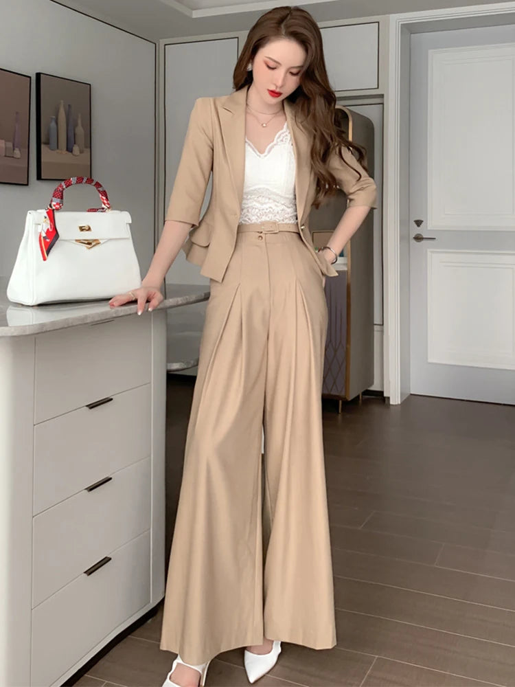 Womens Elegant Beige Two-piece Suit Set on Luulla