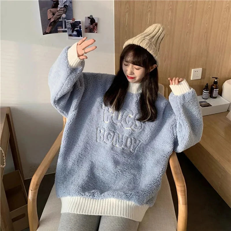 Cozy Oversized Fleece Sweater With Ribbed Cuffs on Luulla