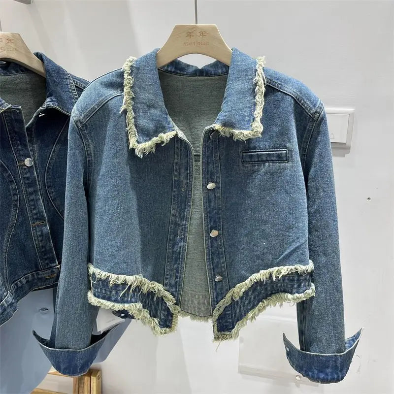 Distressed Denim Jacket With Frayed Hem Details on Luulla